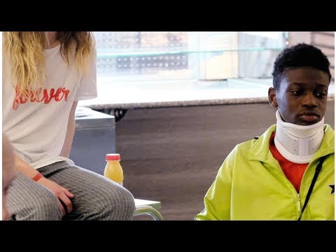 Les Bracelets rouges : et si Sarah revenait dans la saison 2 ? - YouTube