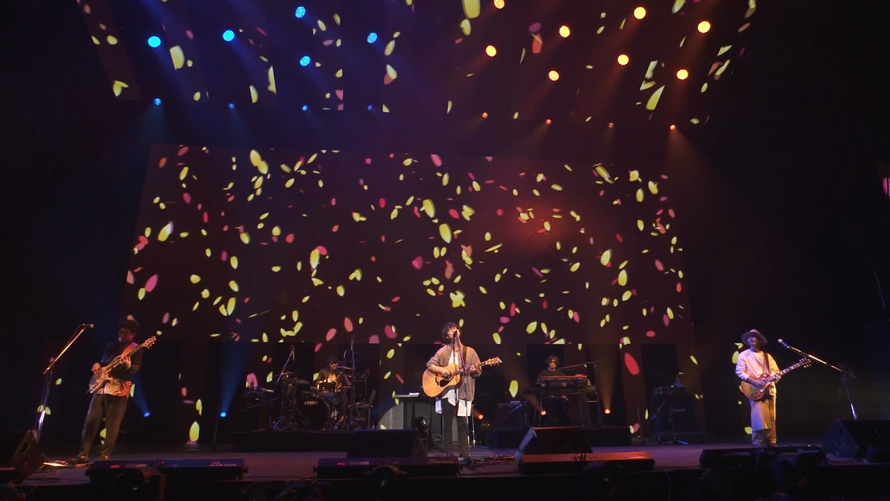 wacci at YouTube FanFest Music Japan 2019 | 「感情」 - YouTube