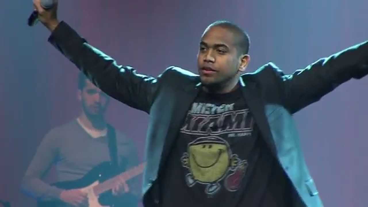 Un Messager (MEAK) - MAD IN FRANCE 2011 - YouTube