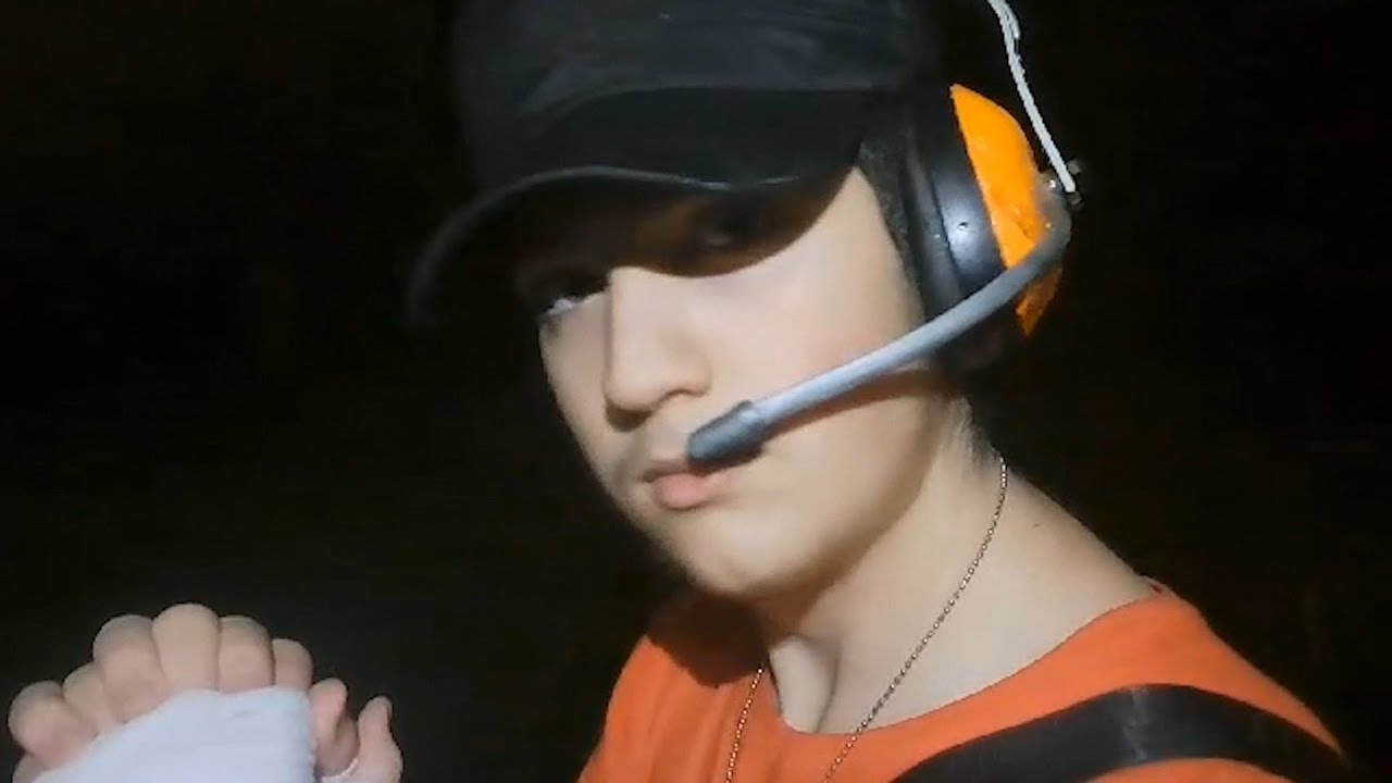 Real Life Scout's Honest Reaction (Scout cosplay Halloween special ...