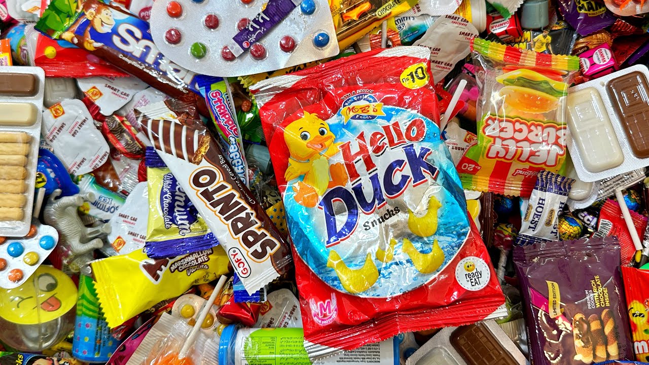 Cute Hello Duck Snacks | Yummy Rainbow SPRINTO Chocolates and Lollipops ...