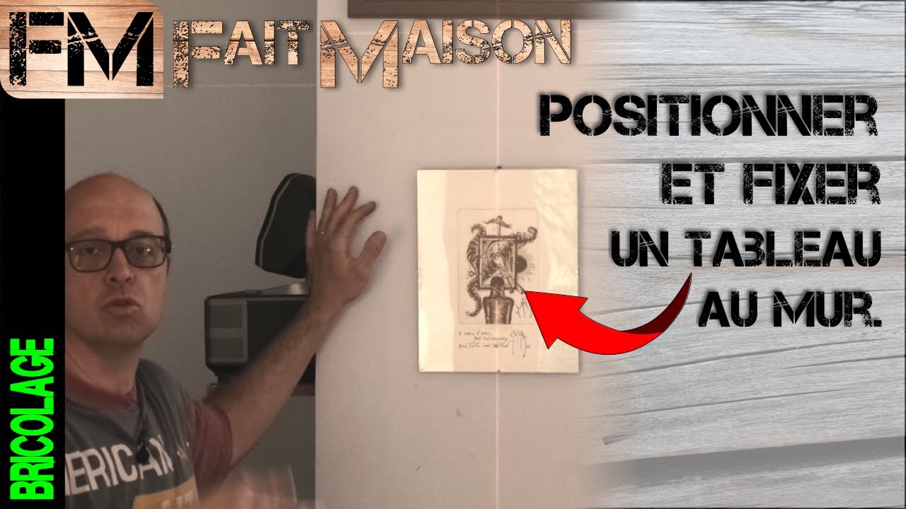 Comment positionner et poser des cadres ou des tableaux - YouTube