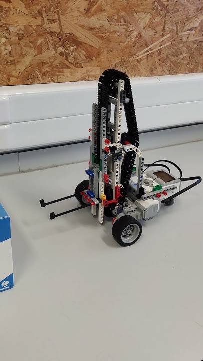 Lego Mindstorms EV3 Forklift - YouTube