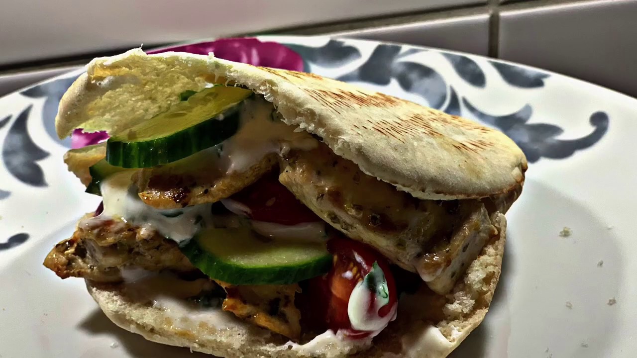 Gyros Schnitzel Pita - YouTube