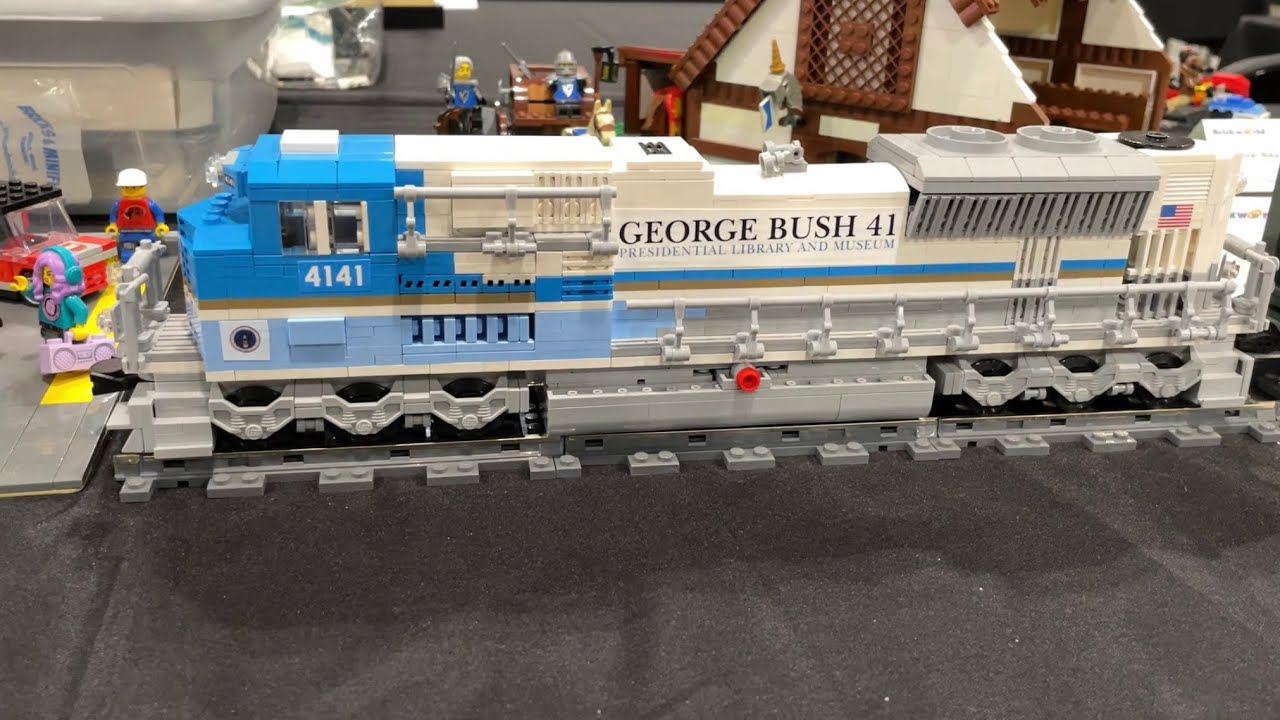 LEGO Union Pacific 4141 Train - Brickworld Chicago 2022 - YouTube