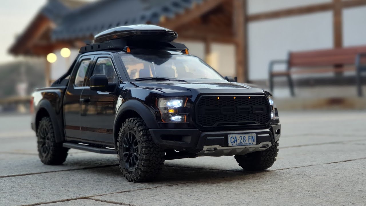 RC Ford F-150 Raptor | rc4wd Desert Runner Hero - YouTube