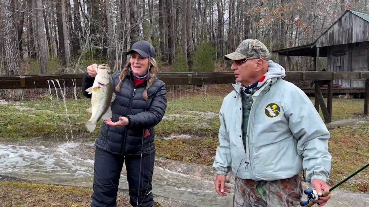 REEL TIPS - BASIC FISHING WITH JOEY MONTELEONE - YouTube