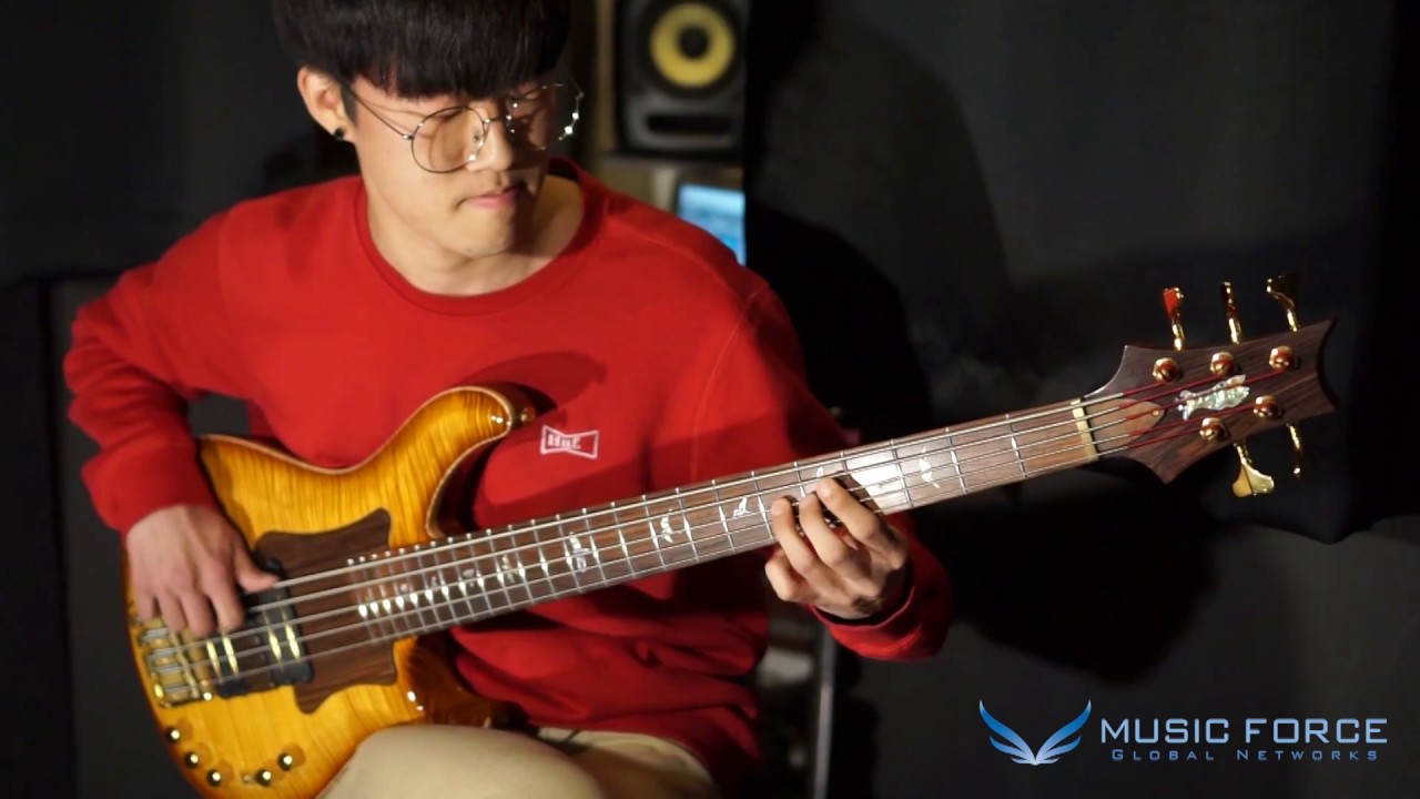 [MusicForce] PRS Private Stock Gary Grainger Signature 5 Bass Demo ...
