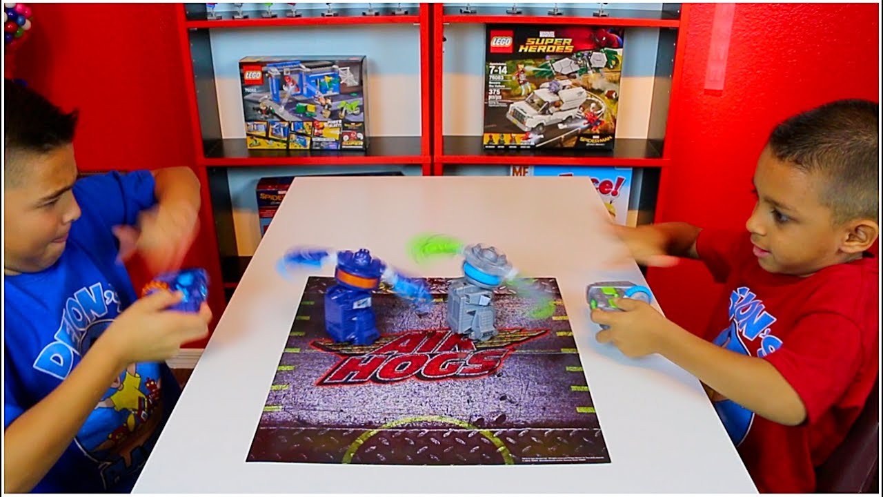 SMASH BOTS FIGHTING ROBOTS (air hogs) - YouTube