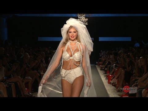 Kate Upton at Beach Bunny 2012 Swimwear Runway Fashion Show @ MiamiSwim FW 1:24min Preview