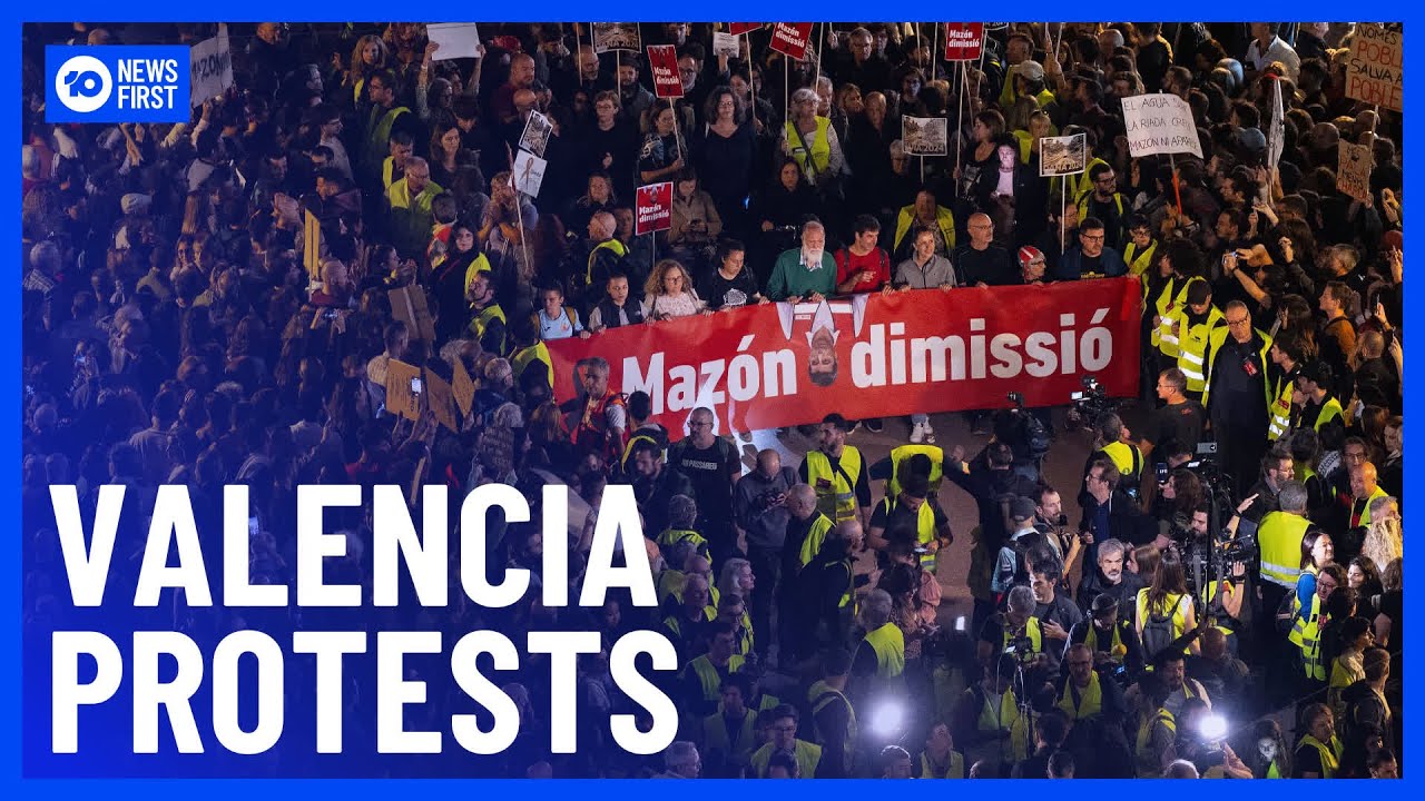 Locals In Valencia Protest After Disastrous Response To Deadly Flooding ...