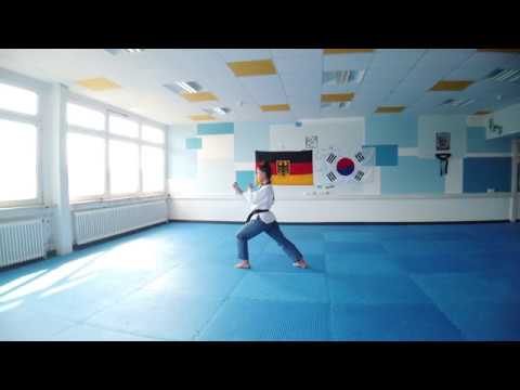 Anna Monika Siepmann (26-01-2004) - Division female Junior - round 1