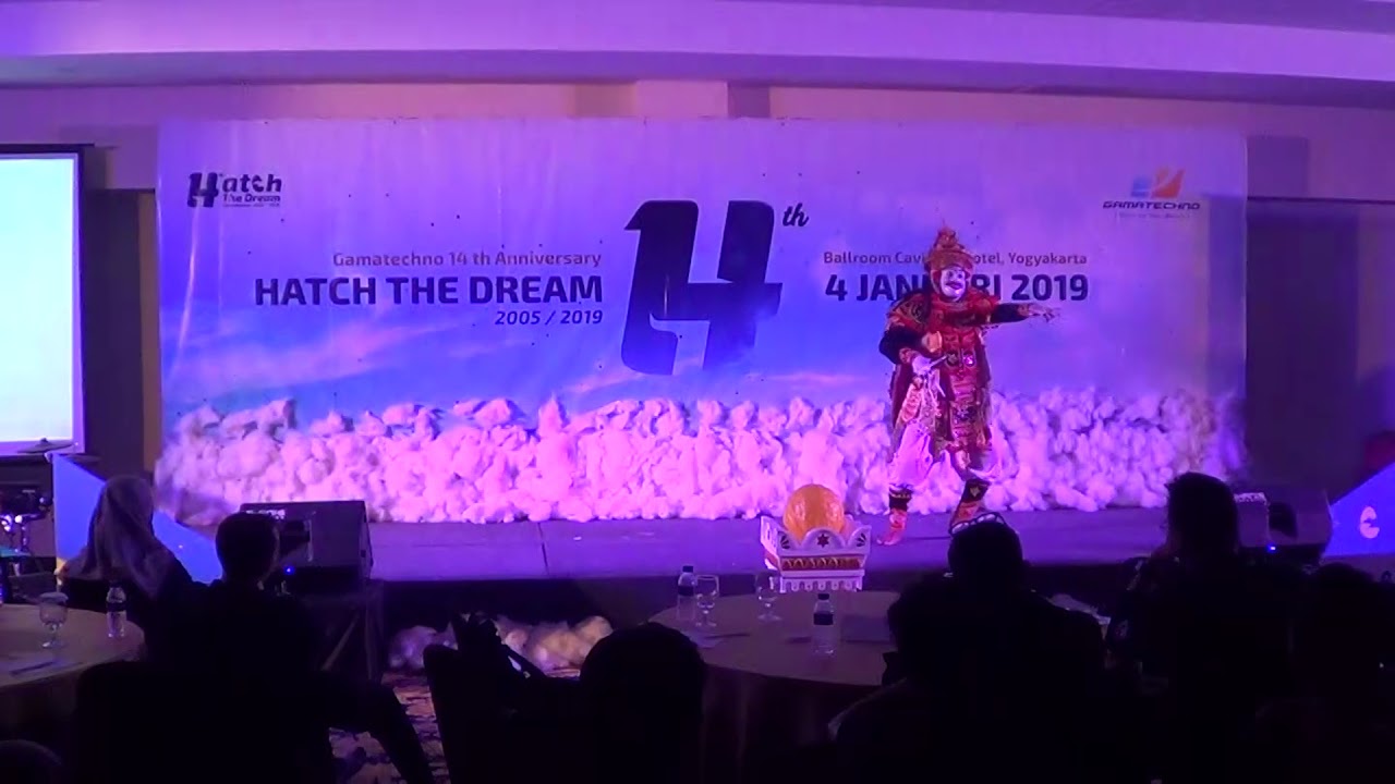 Tari Jauk Manis Bali Art Performance - Gamatechno 14th - YouTube