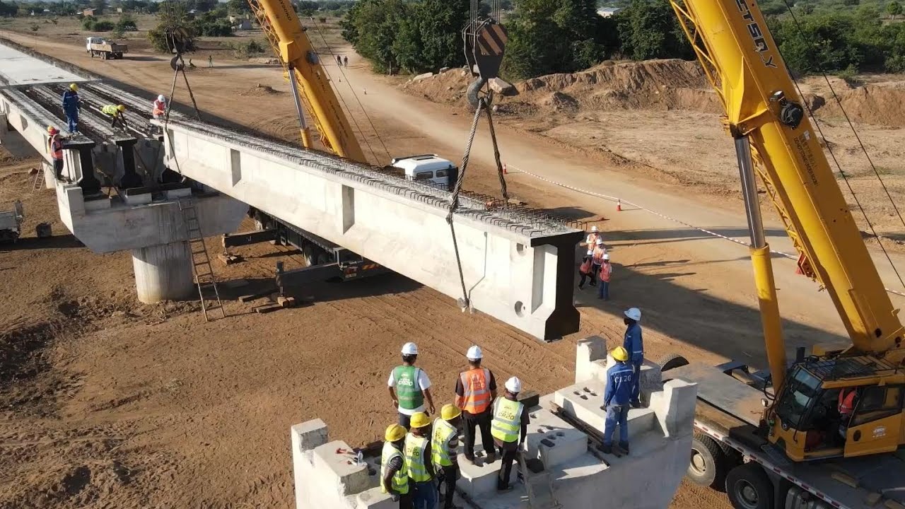 Chinese-contracted railway project in Malawi benefits locals - YouTube
