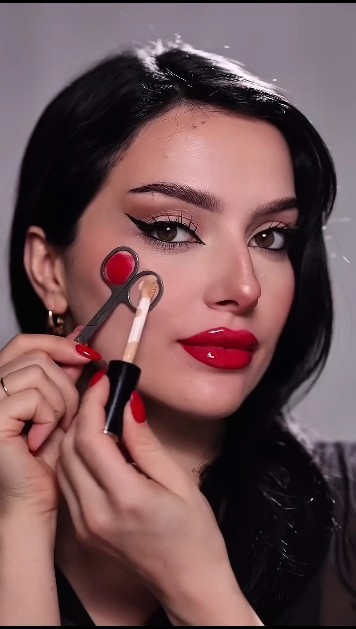 Try This Hack 😱#shorts #hack - YouTube