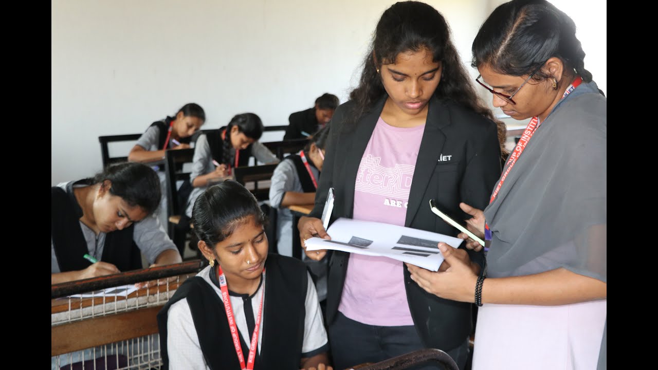 SASTRA | DAY 1 | TECHNICAL EVENTS | EMPOWERING WOMEN - YouTube