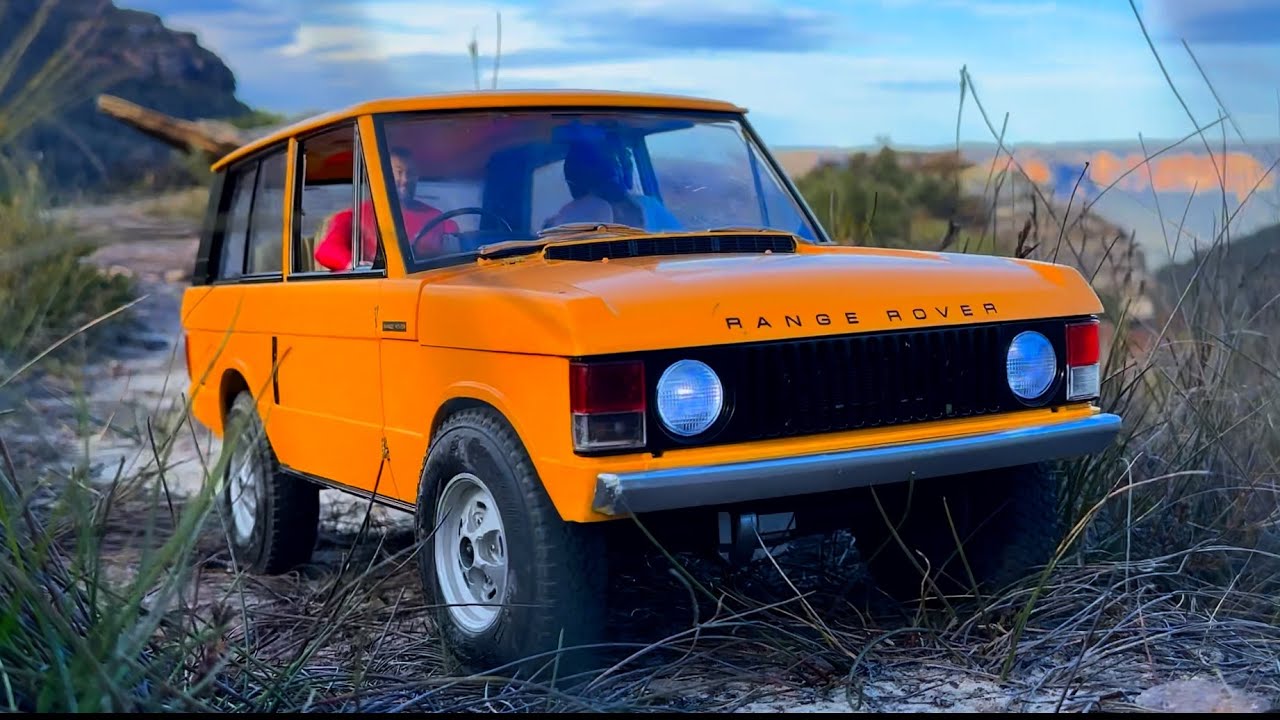 Range Rover Classic 1:10 Scale RC Rock Crawler Team Raffee Co. on Axial ...
