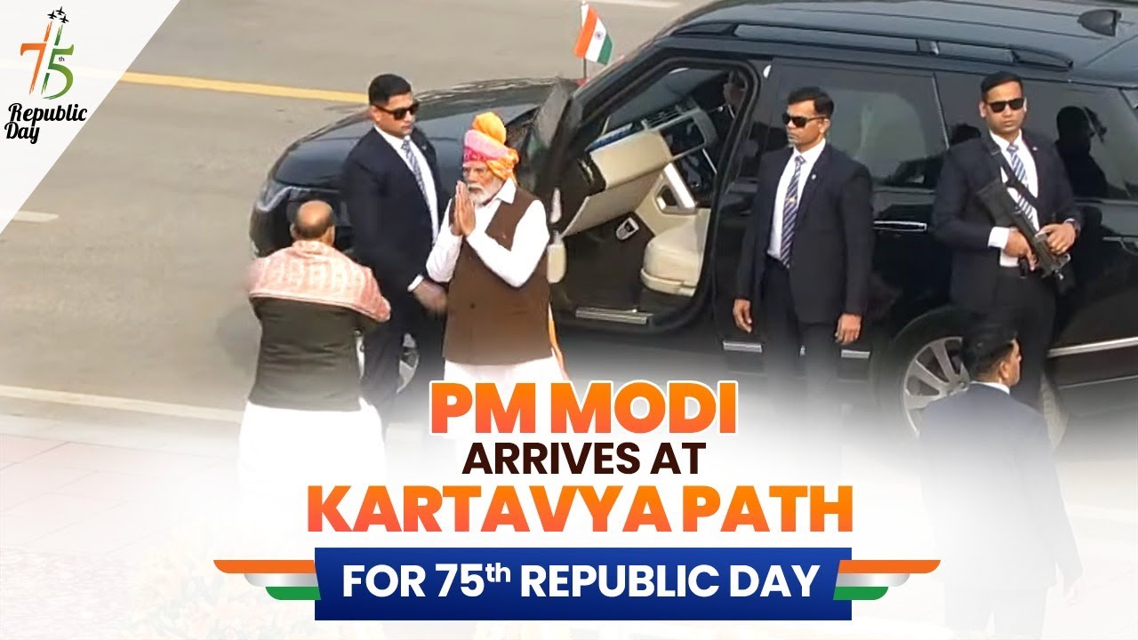PM Modi arrives at Kartavya Path for 75th Republic Day - YouTube