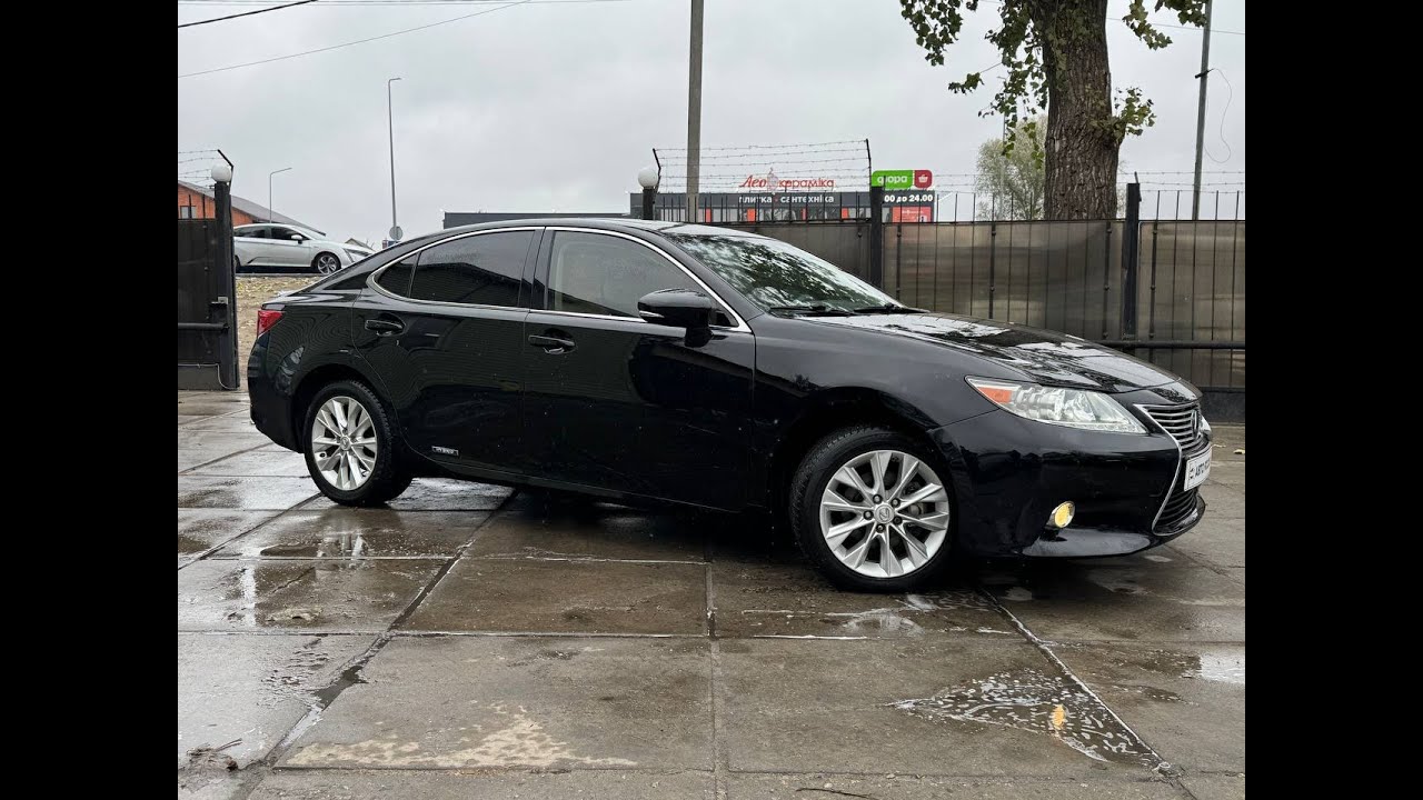 Lexus ES 300h 2012 - YouTube