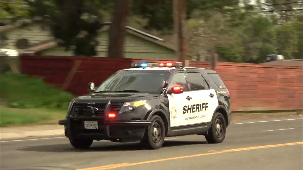 Sacramento County Sheriff's Department FPIU Responding Code 3 - YouTube