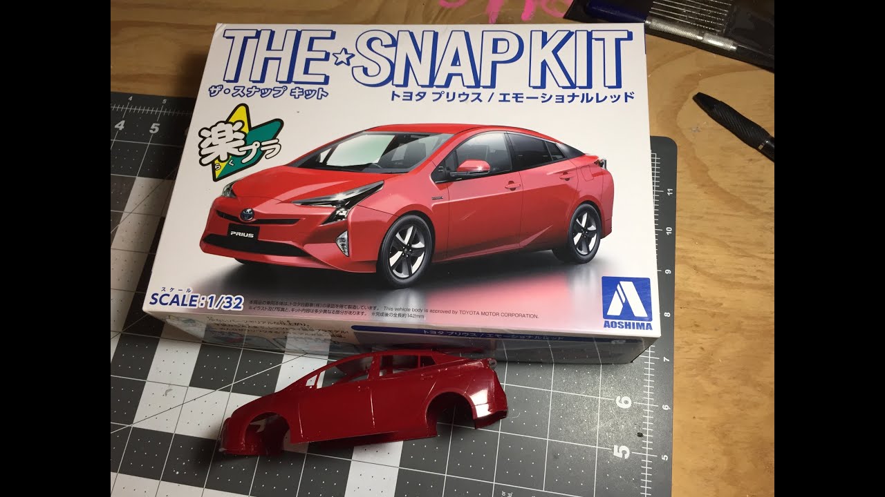 Aoshima 1/32 Scale The Snap Kit Toyota Prius Unboxing - YouTube