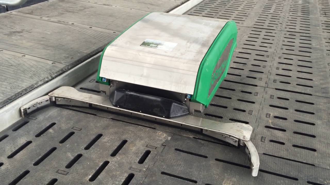 Joz Robot Scraper - YouTube