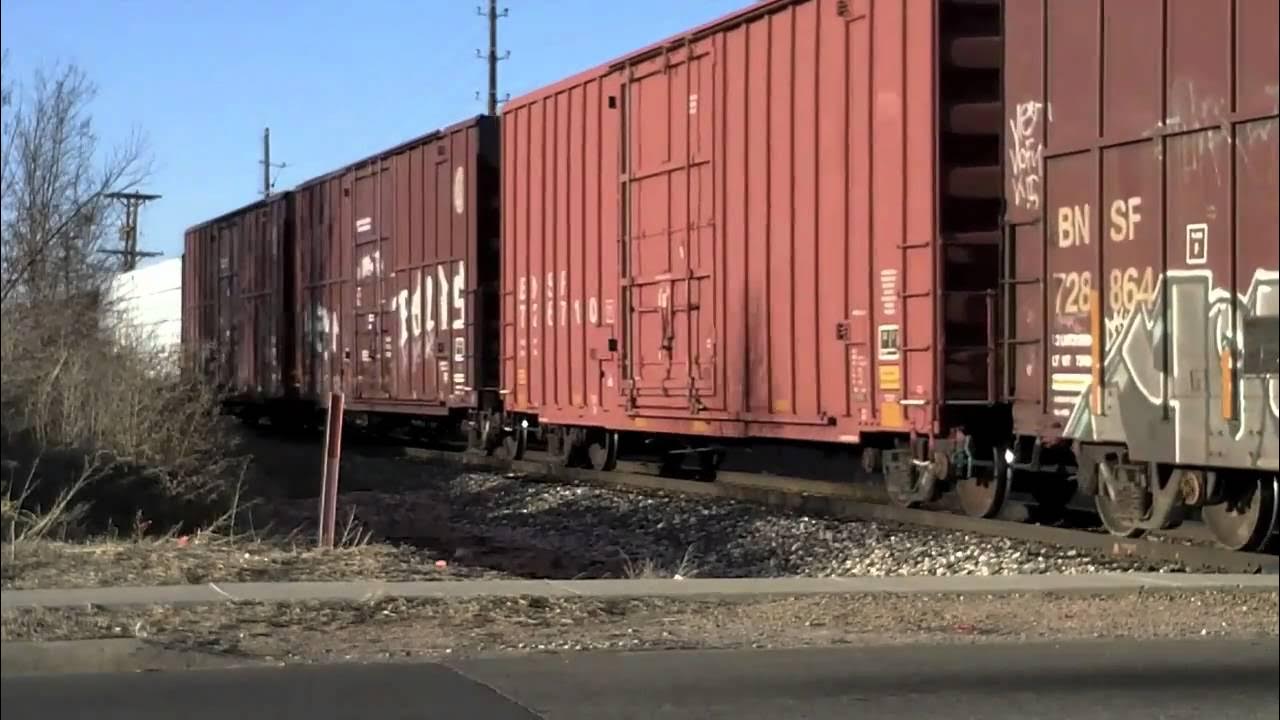 Front Range Series - BNSF #6170 south with a nice K5HL horn!!! - YouTube