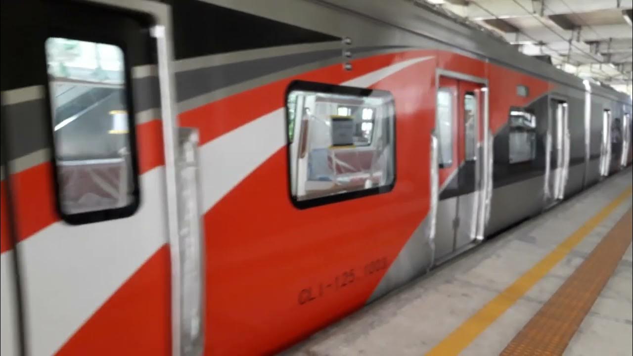 KLB KRL CRRC SFC-120V melintas perlahan di St.PondokCina - YouTube