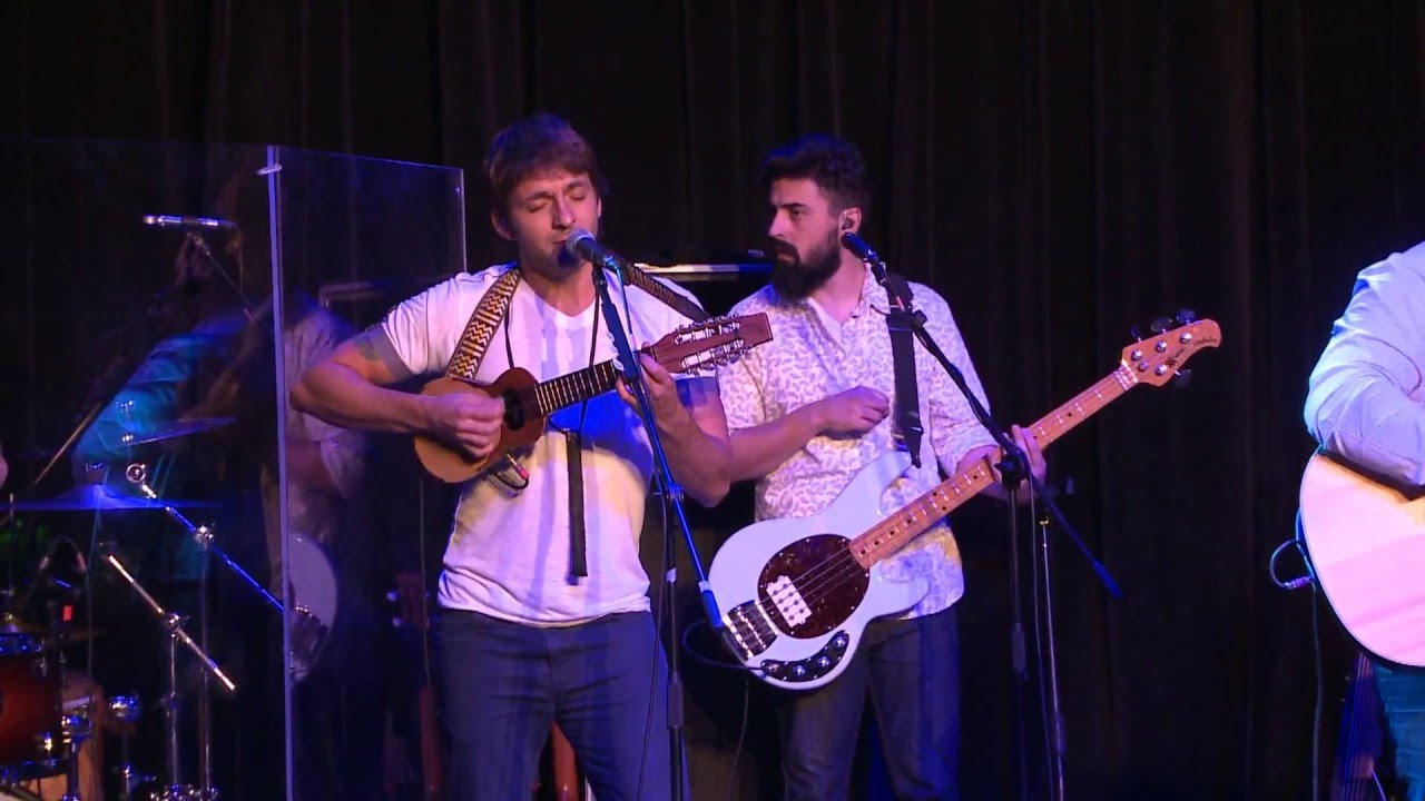 Los Huayra - Hoy (En vivo) - YouTube
