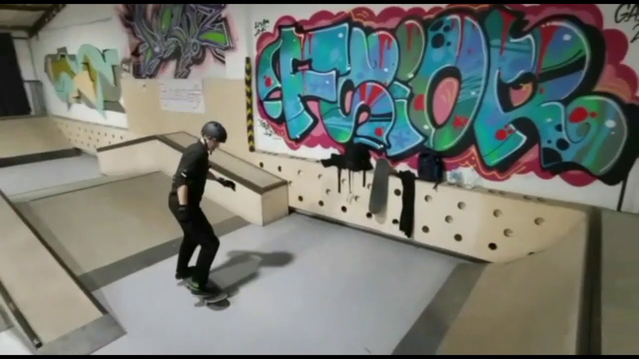 Skateboarding - bs kick turn on bank 18# - YouTube