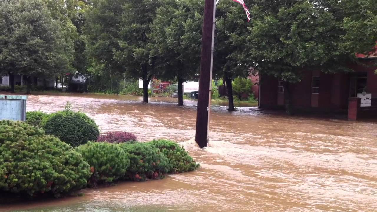 Forestville Ct flood - YouTube