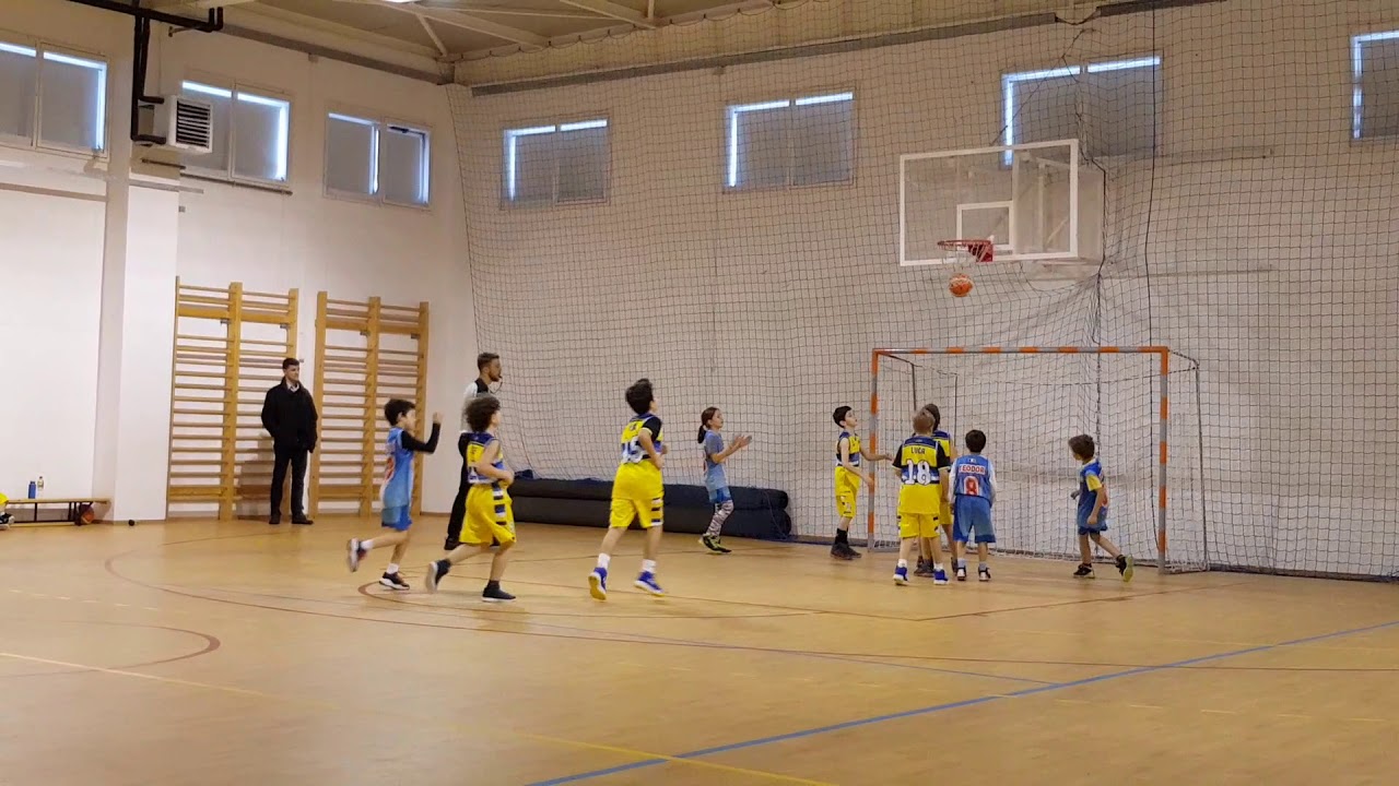 TACTIC Baschet Club vs Shooting Star Buftea (BBM) - Video 10 - YouTube