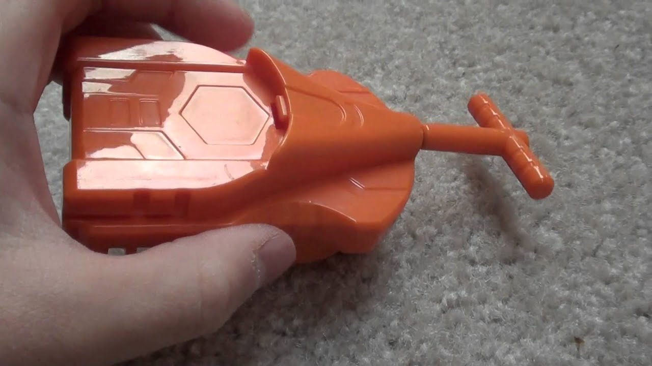 Beyblade Reviews String Launcher BB-17 - YouTube