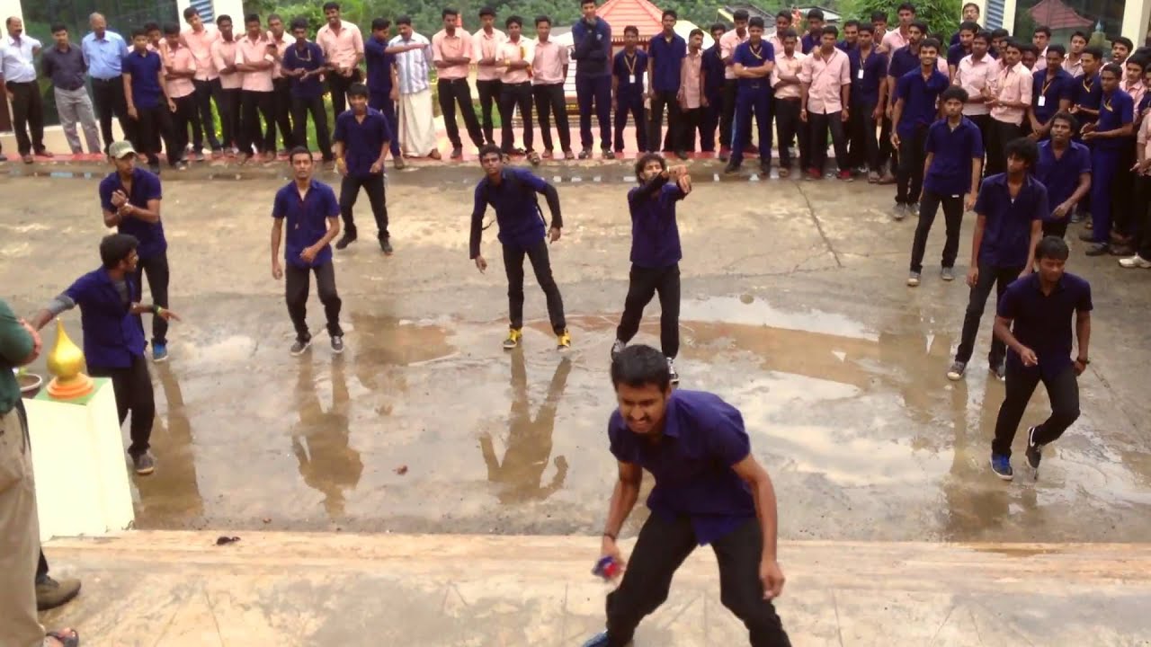 CascaDe'13 Promo FlashMob @ GISAT Engineering College , Kottayam - YouTube