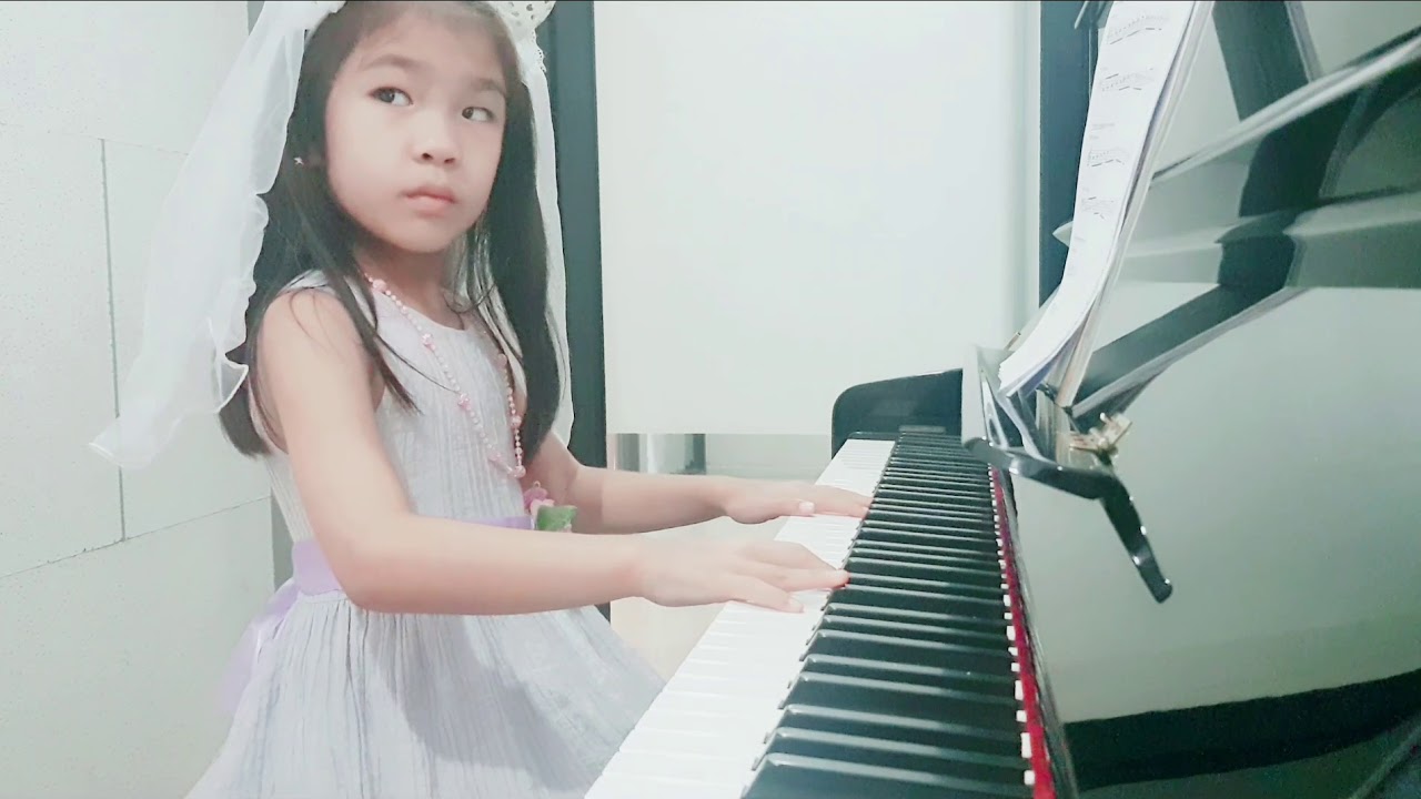 เอย ฝึกเล่น Scales&Broken triad /Exercise 1b.& 2a. / Piece "Allegro ...