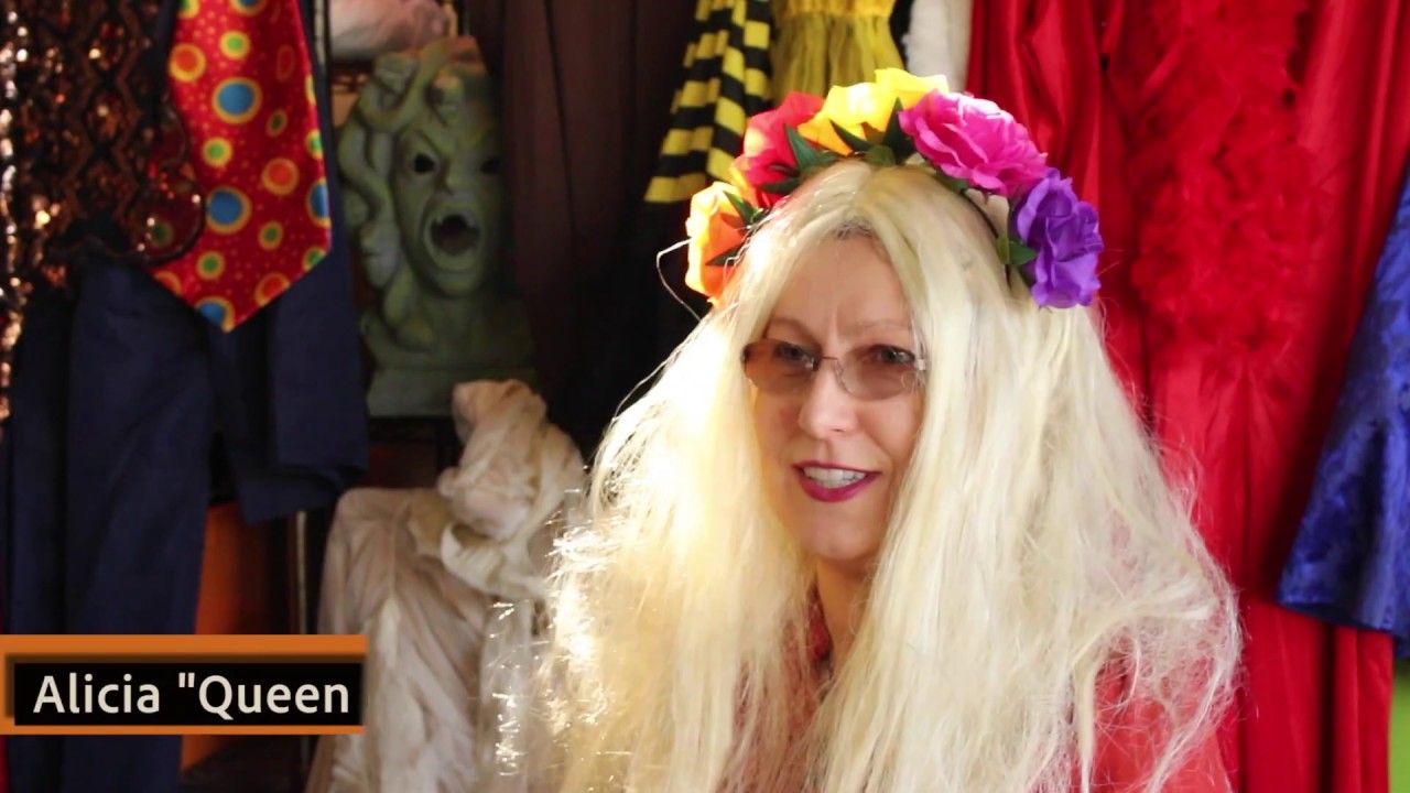 Digital Journalism: The Queen of Halloween - YouTube