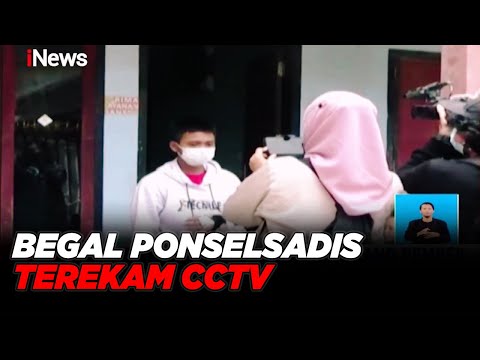 Aksi Begal HP Sadis Terekam CCTV, Pelaku Bacok Tangan Korban #iNewsSiang 03/07