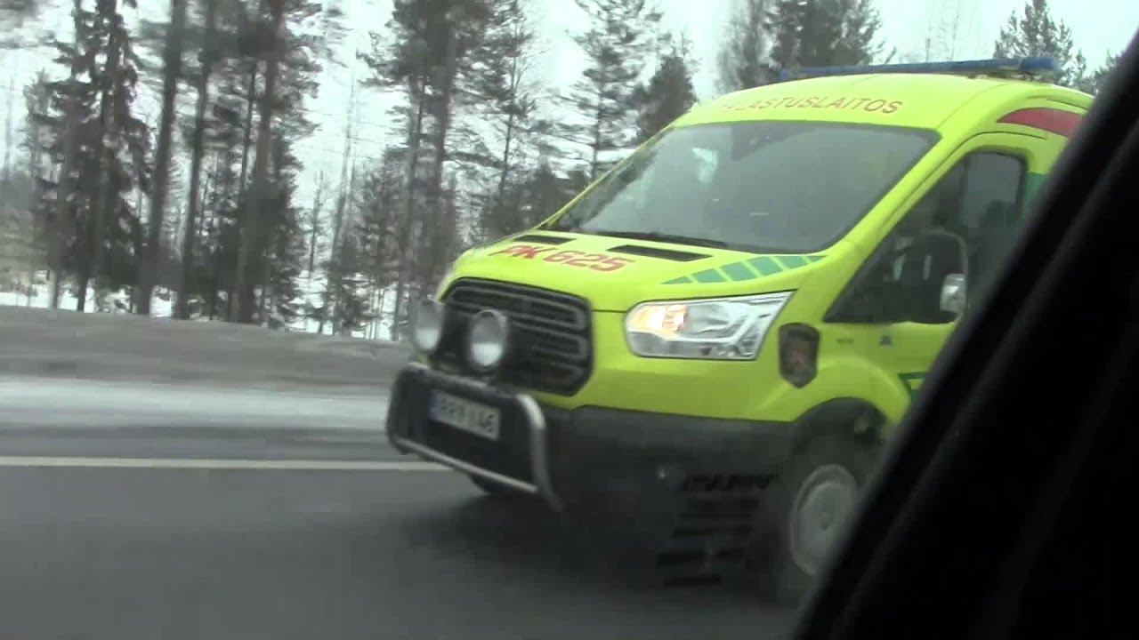 Pohjois-Karjalan uusi ambulanssi PK 625 - YouTube
