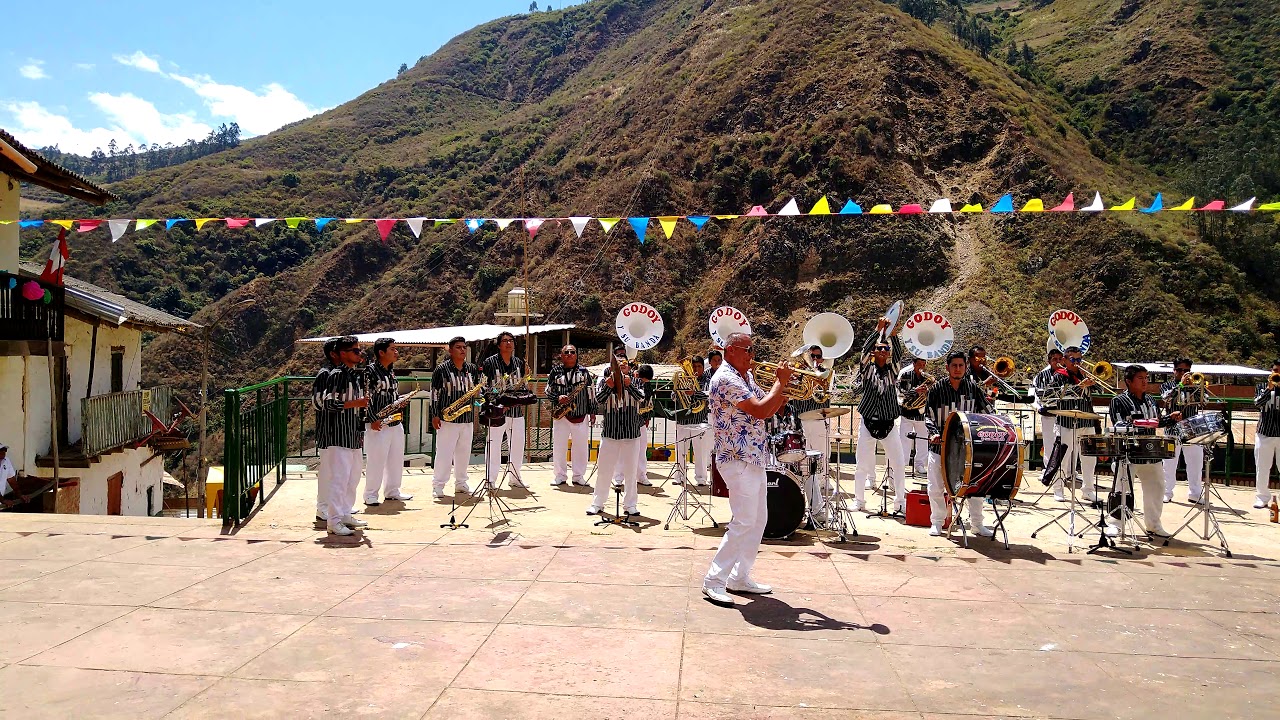 Mix haynos. Godoy y su banda, del Perú para el mundo - YouTube