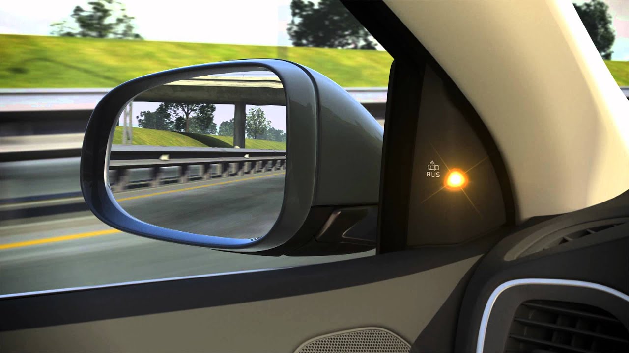 Volvo V40 2013 enhanced BLIS system - YouTube
