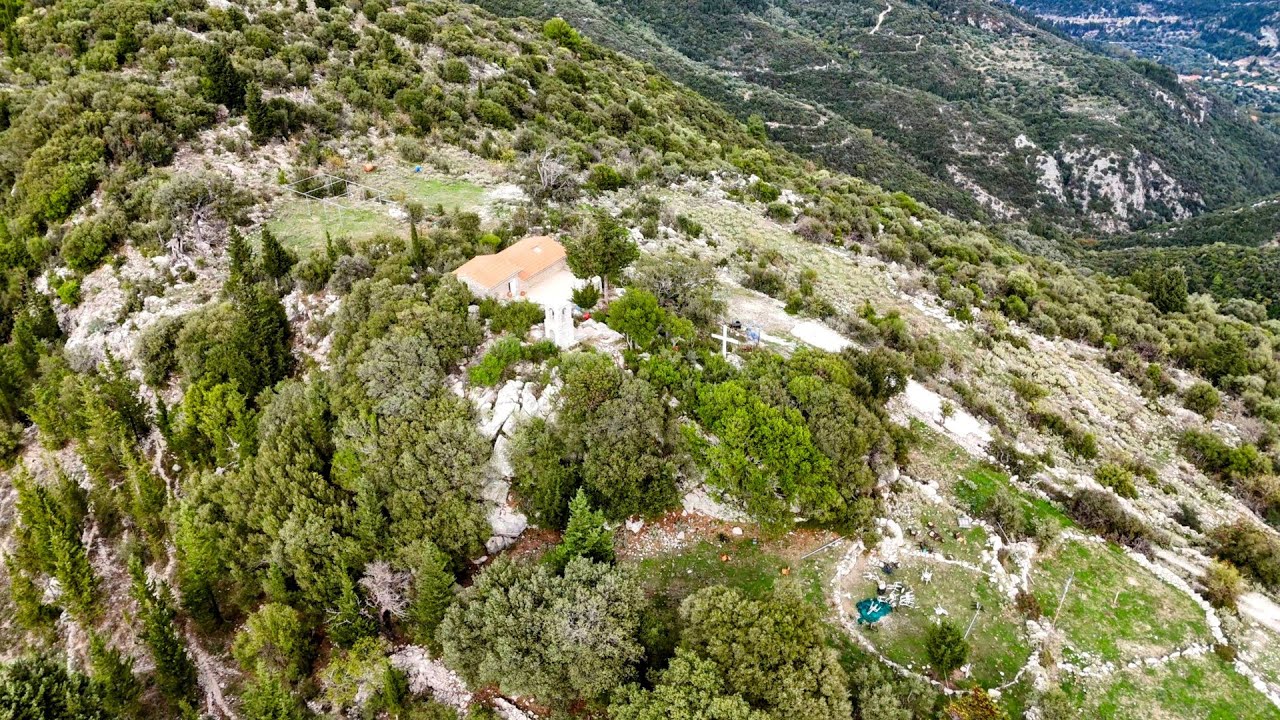 Alatro Lefkada: Εξωκλήση Άη Γιάννη - Αλώνια με θέα που σου κόβει την ...