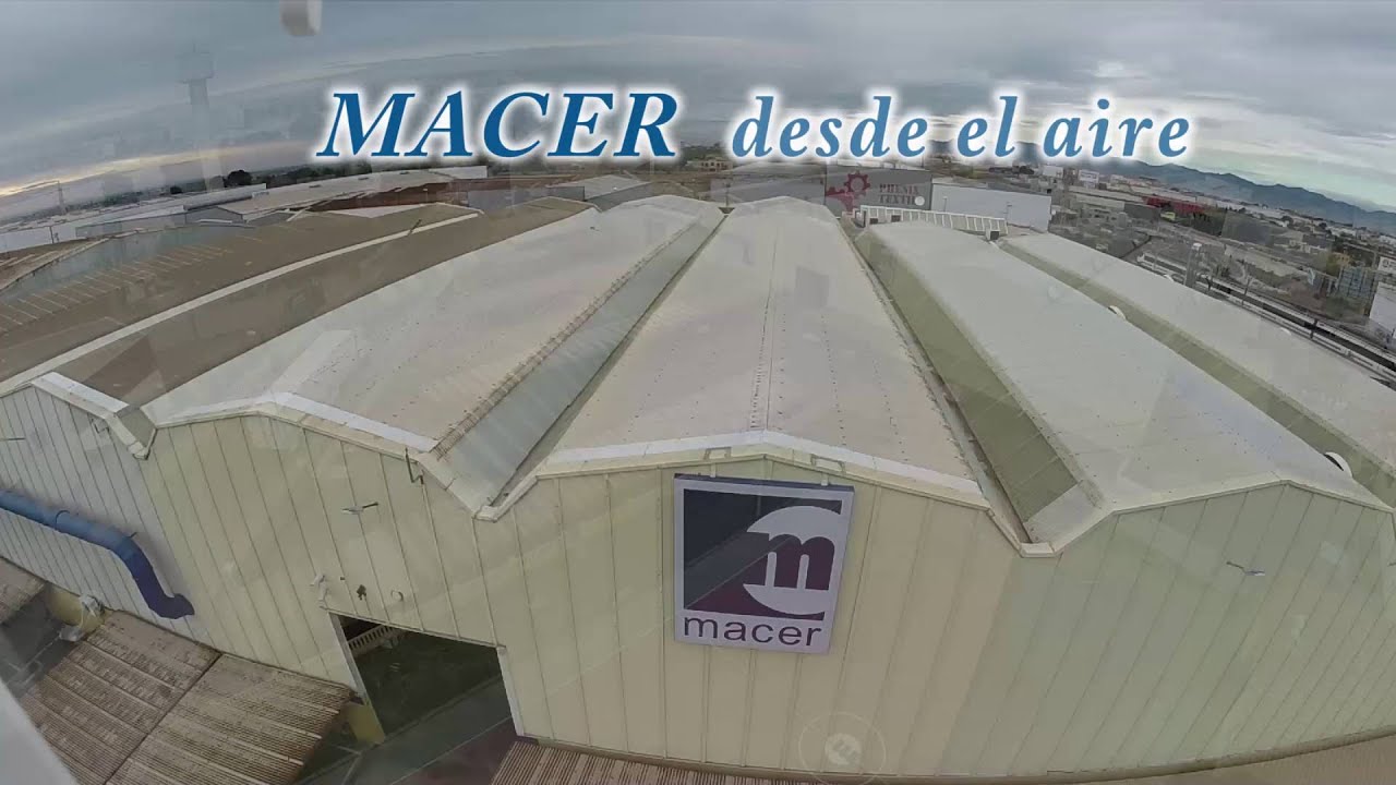 MACER DESDE EL AIRE - YouTube