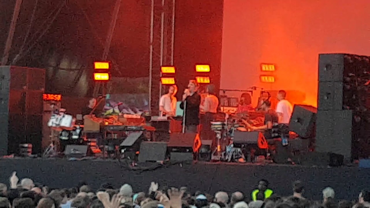 LCD Soundsystem - Someone Great - Live, Glasgow, SWG3 Galvanizers Yard ...