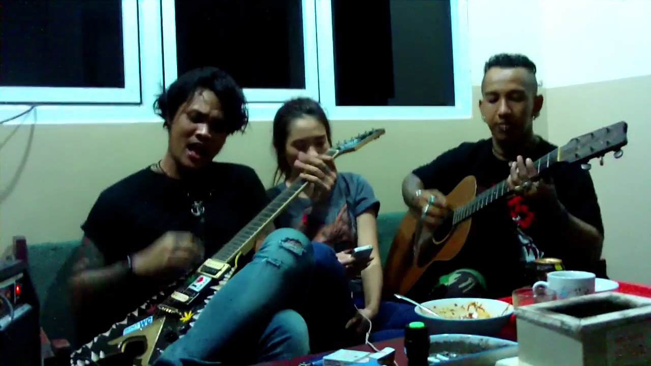 Virgoun on gigs back stage (sebelum terkenal) kurus banget - YouTube