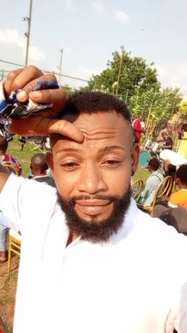 ELUEBUBE AND FIVE NAIRA WEDDING - YouTube