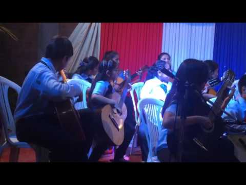 Yaniris y su guitarra - YouTube
