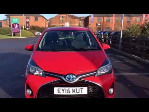 Yaris.        EY15 KUT