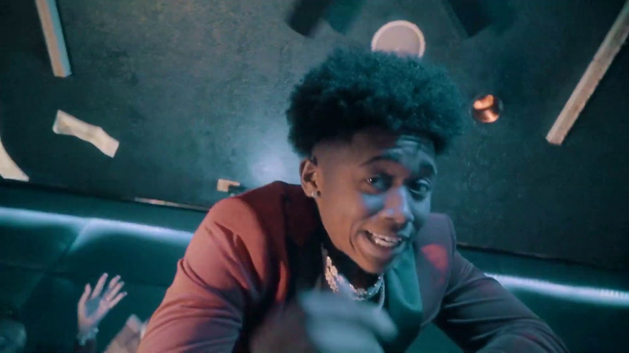 Smooth Gio - Breaking Her Back (Official Music Video) - YouTube