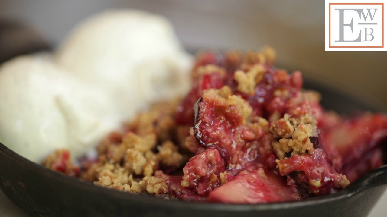 Beth's Easy Plum Crumble | ENTERTAINING WITH BETH - YouTube