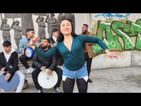 Kolombiyalı Güzelin Oryantal Dansına Şapka Çıkarılır 👏👏👏